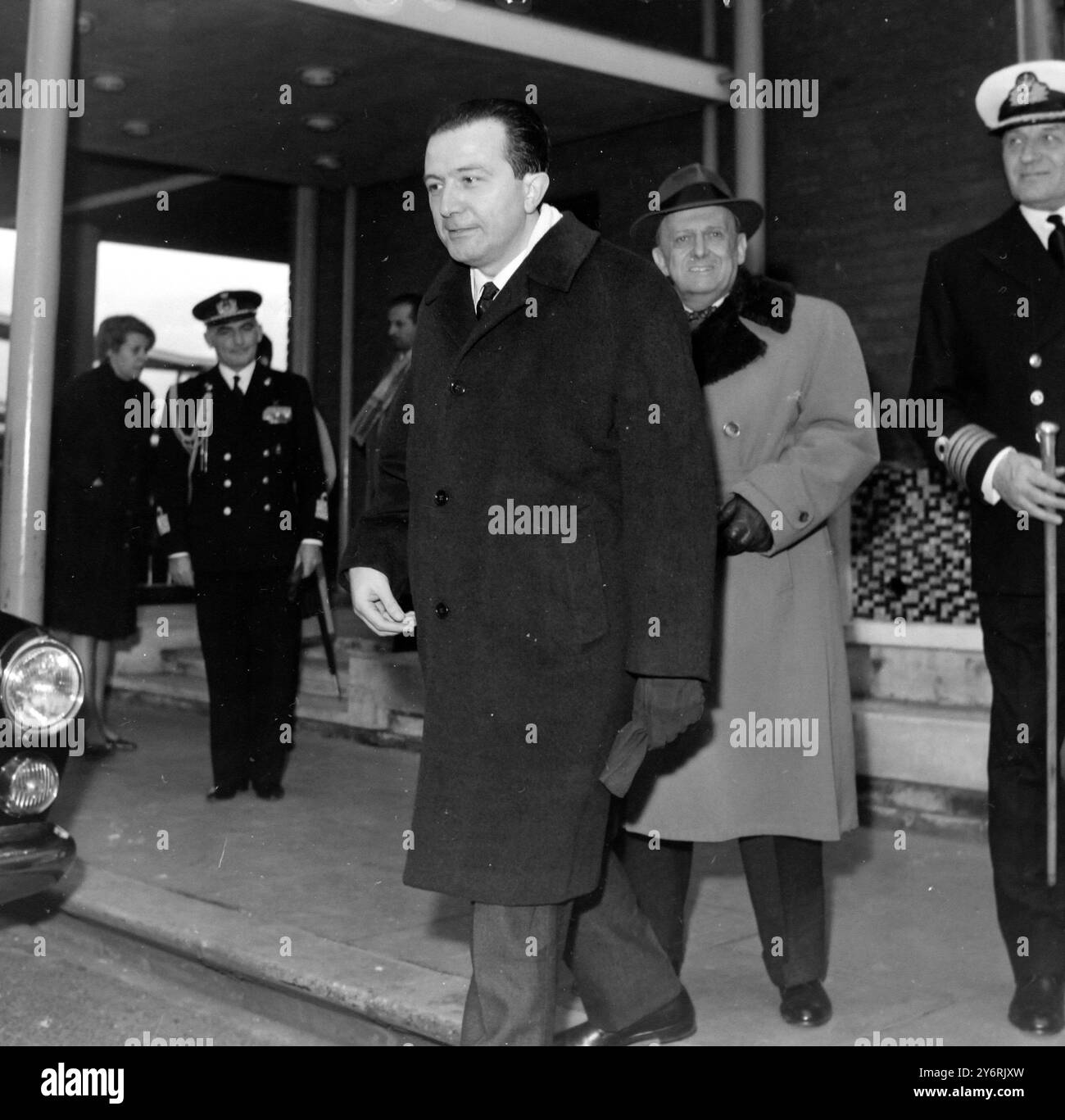 Giulio andreotti 1962 hi-res stock photography and images - Alamy
