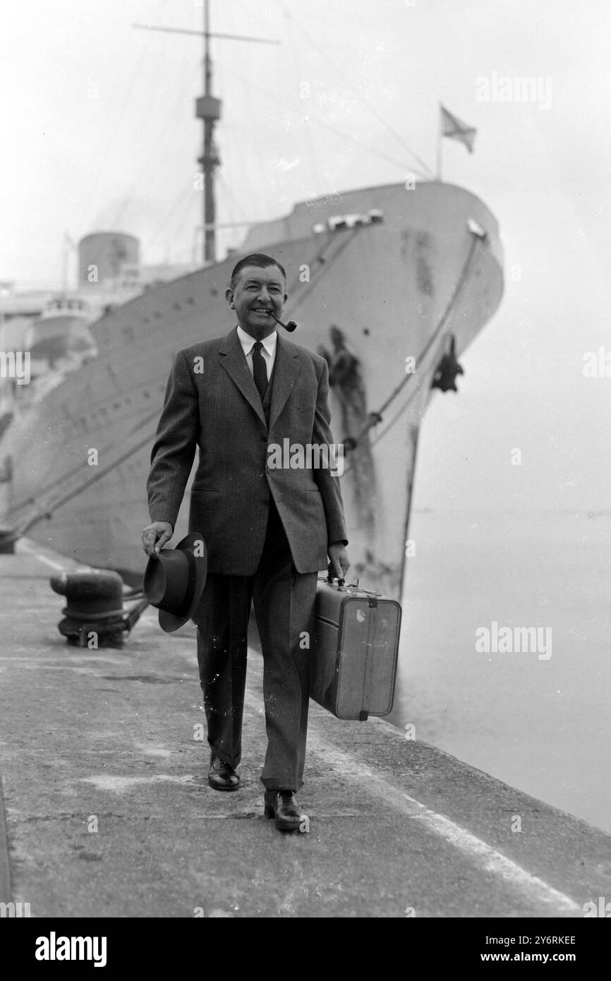 CAPTAIN GEOFFREY FLETCHER RETIRES FROM ROYAL NAVY / 12 MARCH 1962 Stock ...
