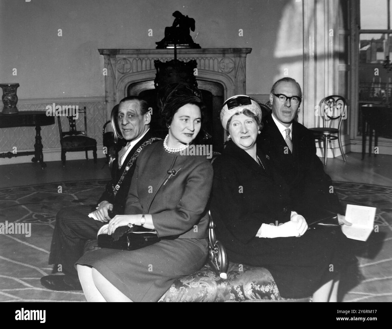 FREDERICK HOARE WITH WIFE & ROBERT BRISCOE RWITH WIFE / 7 MARCH 1962 ...