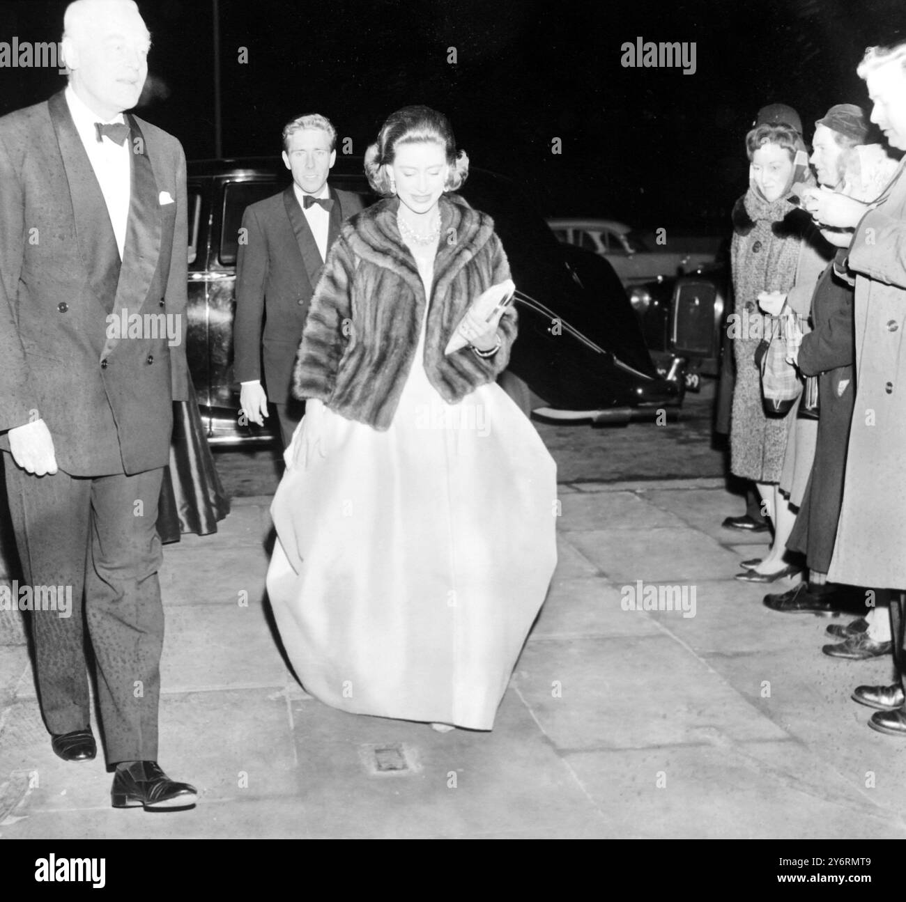 PRINCESS MARGARET ROSE ARRIVES AT TATE GALLERY LONDON 1 MARCH 1962 ...