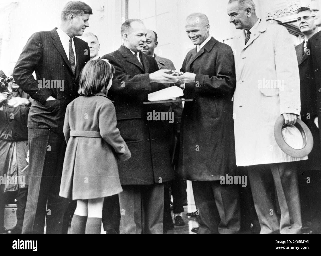 US AMERICAN PRESIDENT JOHN F KENNEDY WITH LYNDON JOHNSON SCHIRRA GLENN ...