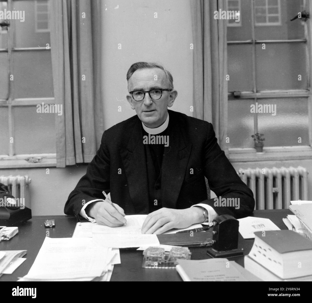 FATHER JOHN ROCHE OF RAF AIR MINISTRY 1 MARCH 1962 Stock Photo - Alamy