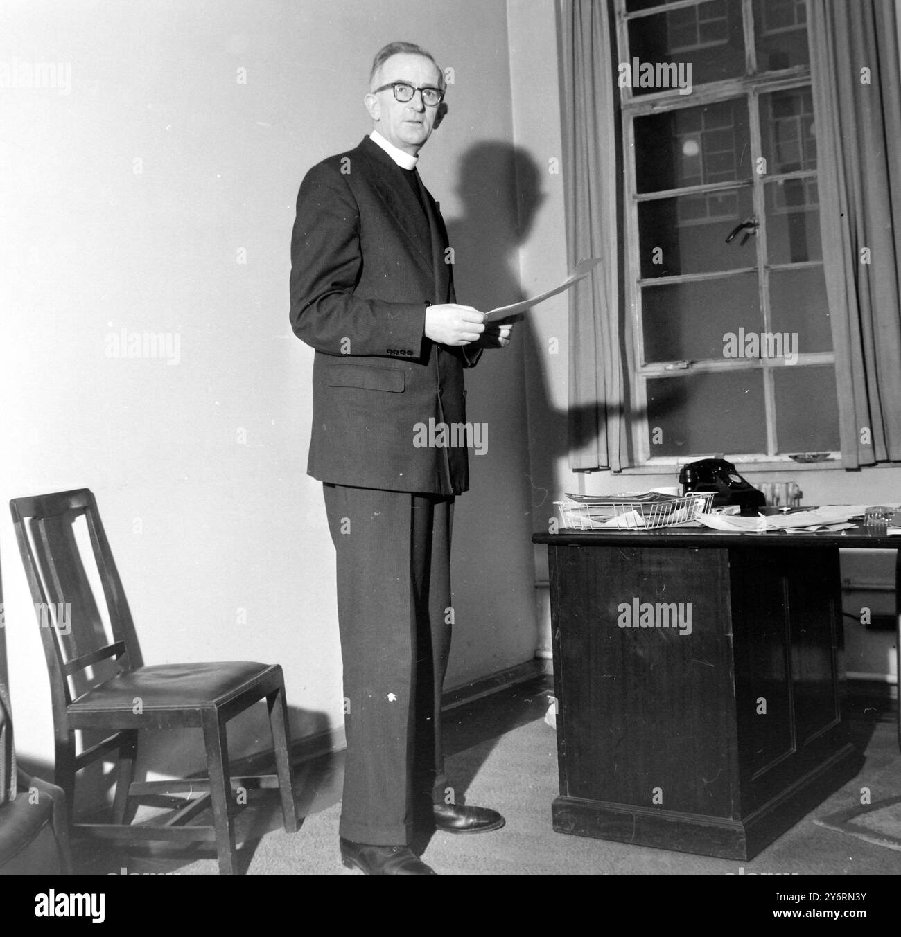 FATHER JOHN ROCHE OF RAF AIR MINISTRY 1 MARCH 1962 Stock Photo - Alamy