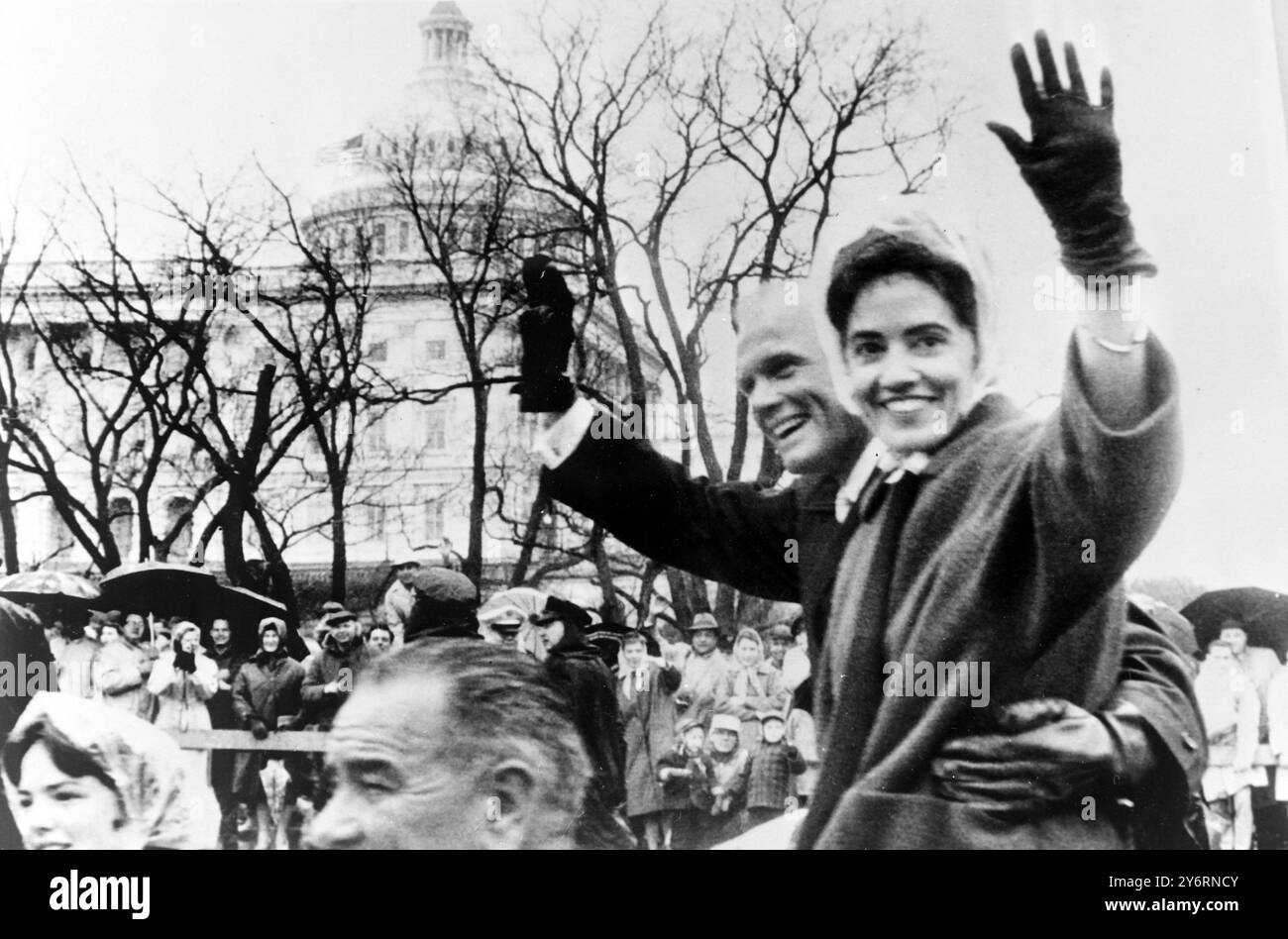 ASTRONAUT JOHN GLENN IN A CAR WAVE / 26 FEBRUARY 1962 Stock Photo - Alamy