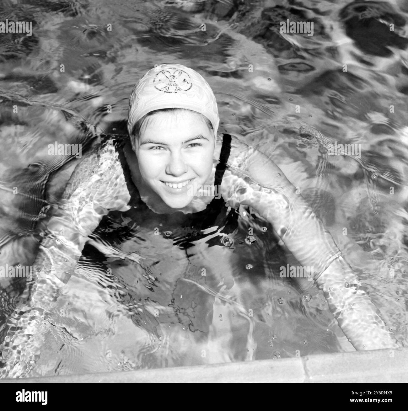SWIMMER GAYNOR FOY OLYMPIC CHAMPION / 24 FEBRUARY 1962 Stock Photo - Alamy