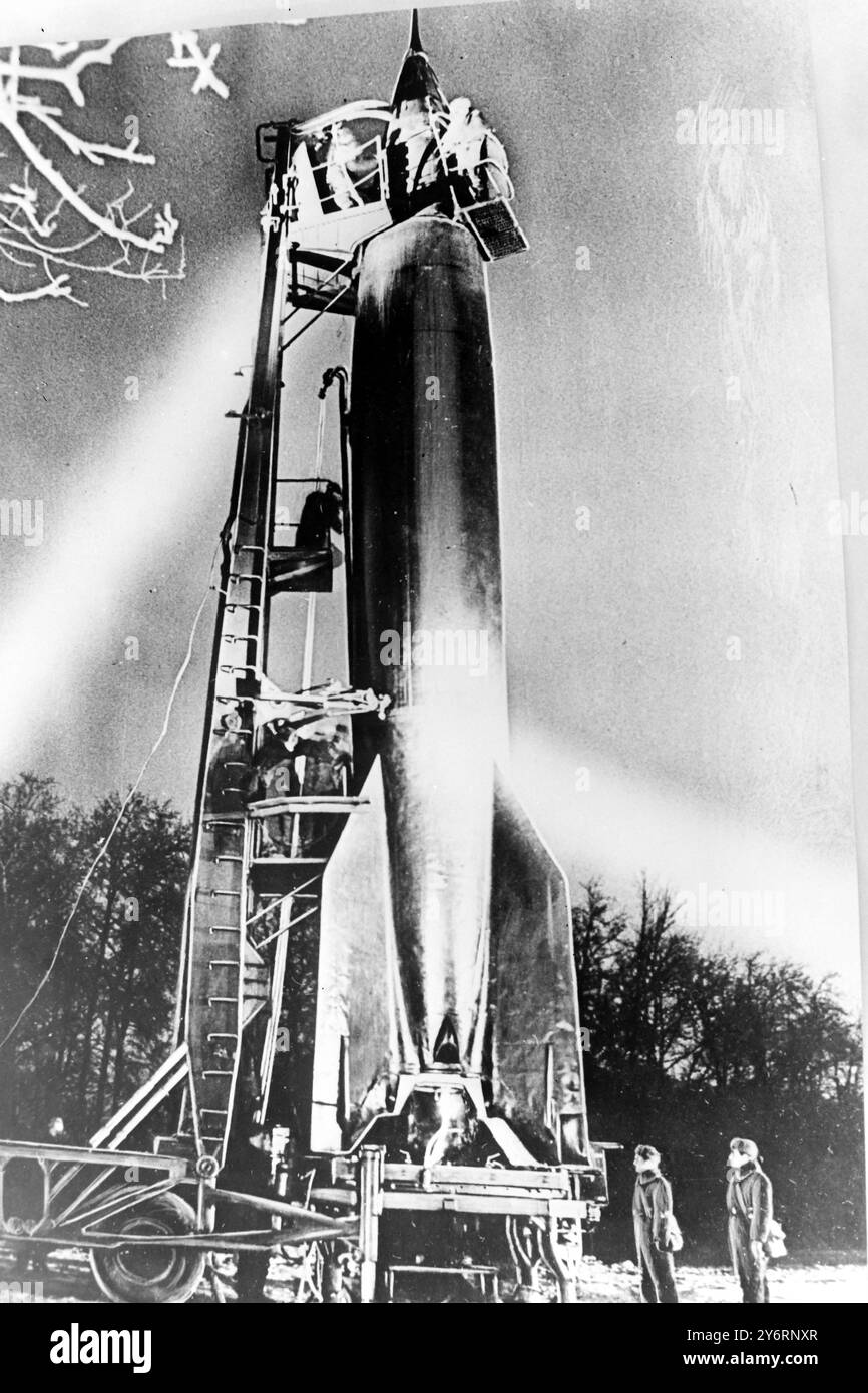 GUIDED MISSILE AND ROCKETS 44TH ANNIVERSARY SOVIET ARMED TROOPS 23 ...