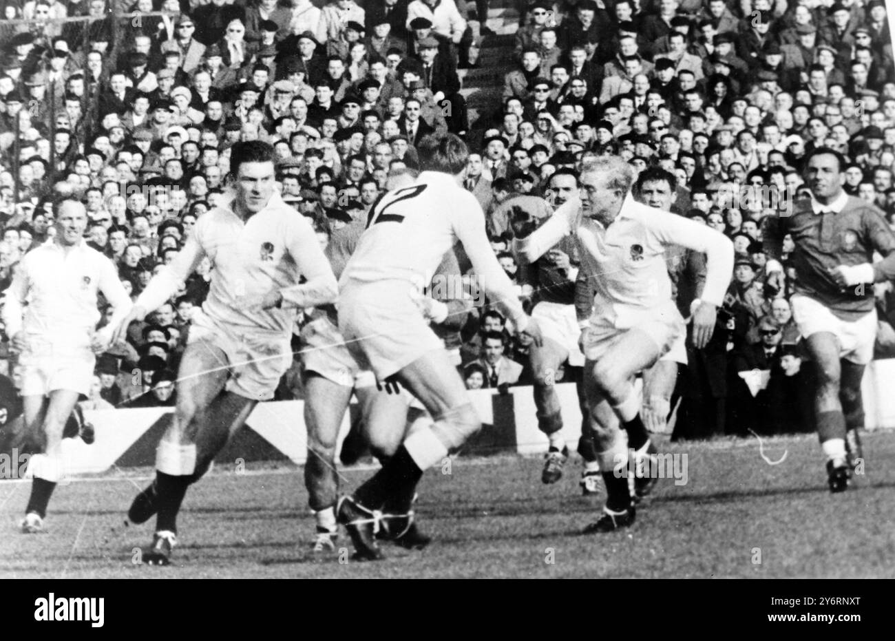 WESTON M P ENGLISH RUGBY PLAYER / 24 FEBRUARY 1962 Stock Photo - Alamy
