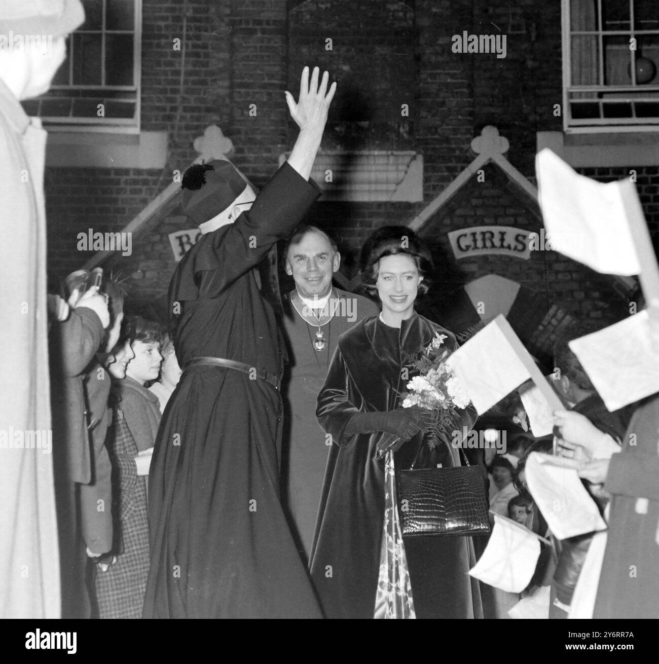 PRINCESS MARGARET ROSE WITH JOSEPH WILLIAMS REV BISHOP IN LONDON 20 ...