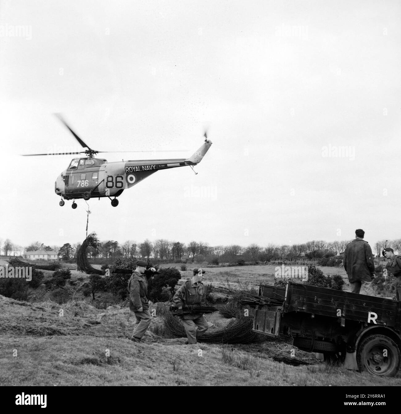 AVIATION NAVAL HELICOPTER LANDS STEEL TRACK 21 FEBRUARY 1962 Stock ...
