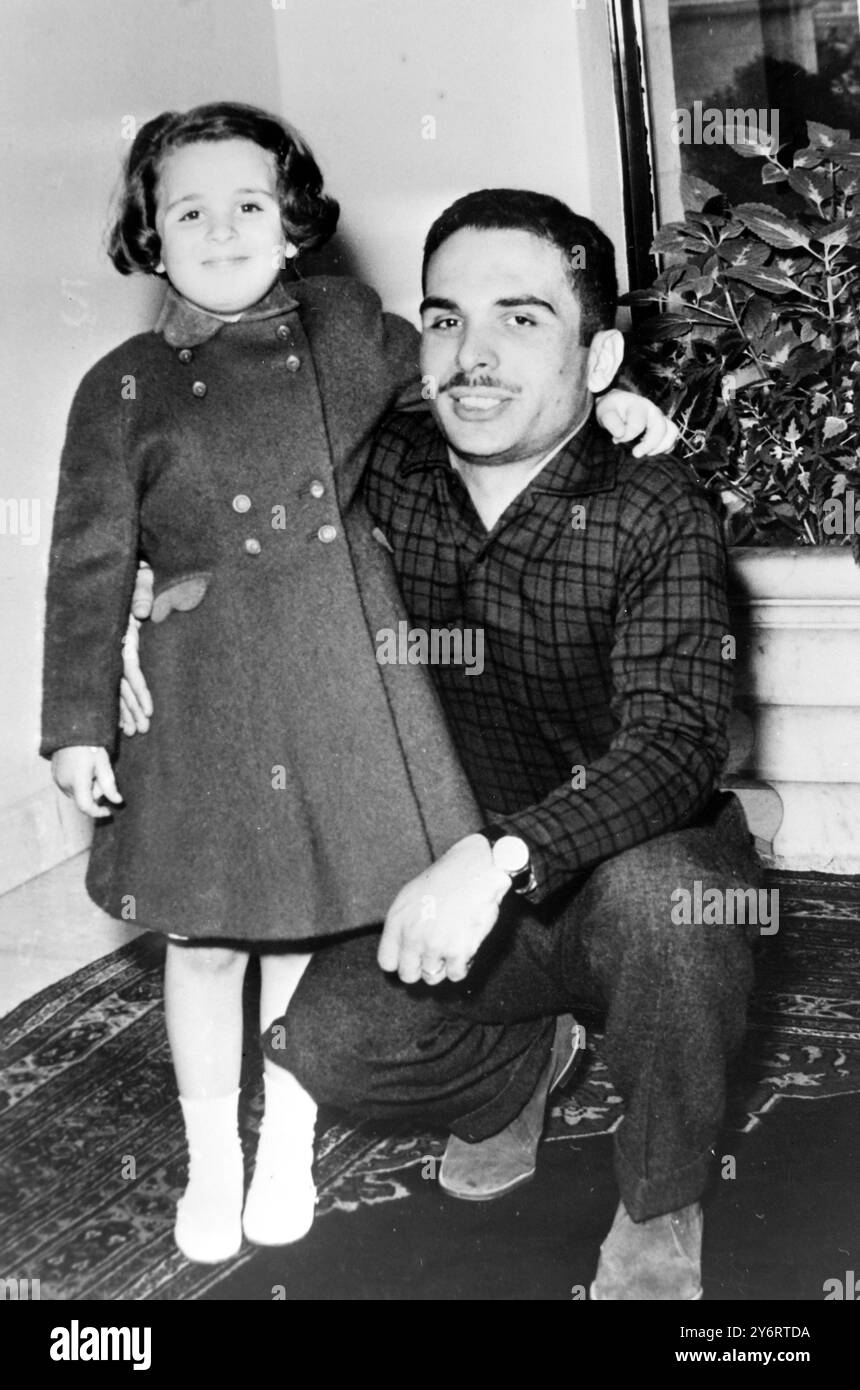 KING HUSSEIN WITH DAUGHTER PRINCESS ALIA POSES IN AMMAN 17 FEBRUARY ...