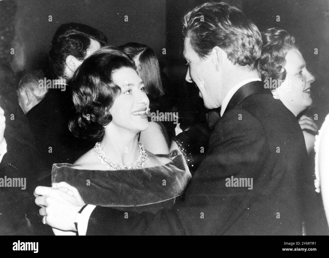 PRINCESS MARGARET ROSE AND LORD SNOWDON DANCING 15 FEBRUARY 1962 Stock ...