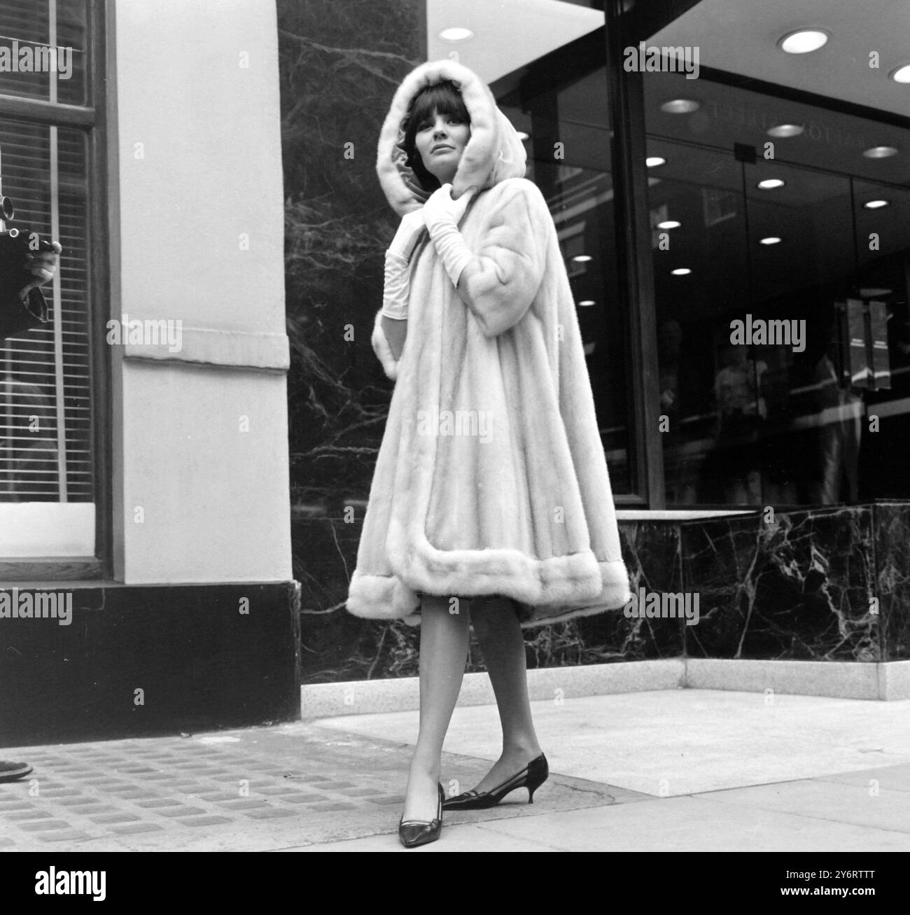 WINTER AND SPRING FASHION COLLECTION - EDYE TANIA MODEL / 15 FEBRUARY ...