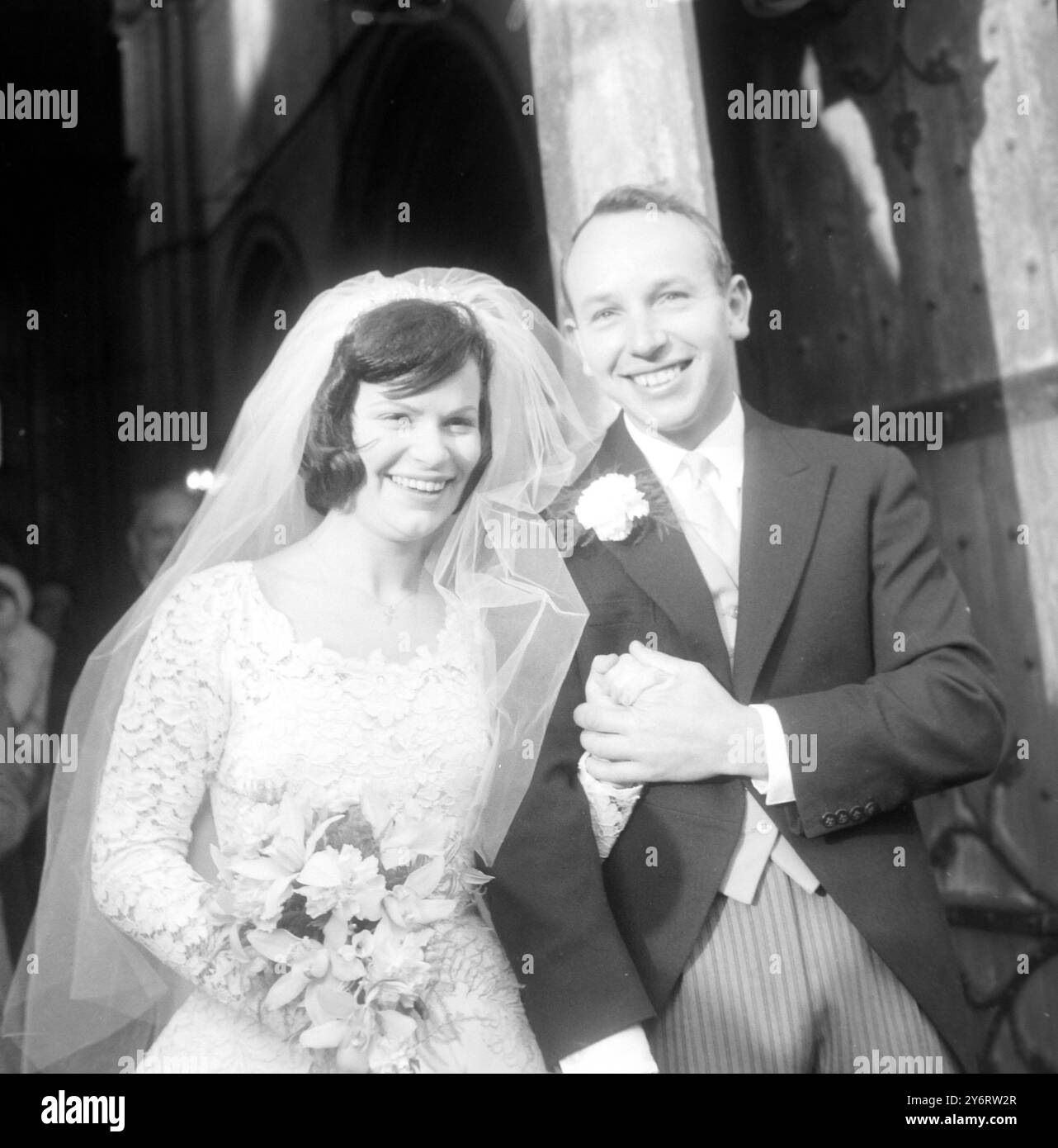 PATRICIA BURKE MISS P WEDS BRITISH RACING DRIVER JOHN SURTEES 14 ...