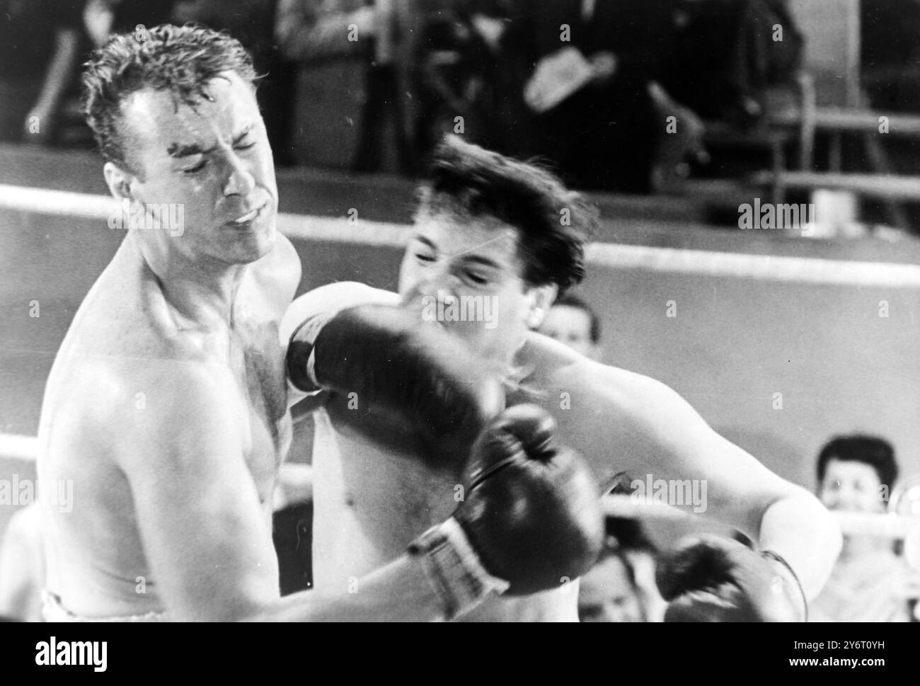 Kid galahad elvis hi-res stock photography and images - Alamy