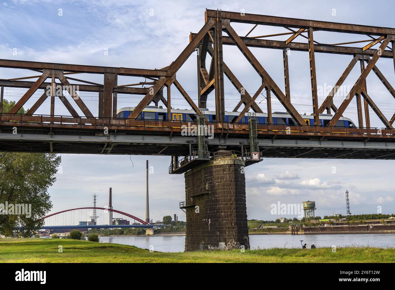 The railway bridge Duisburg-Hochfeld-Rheinhausen, over the Rhine ...