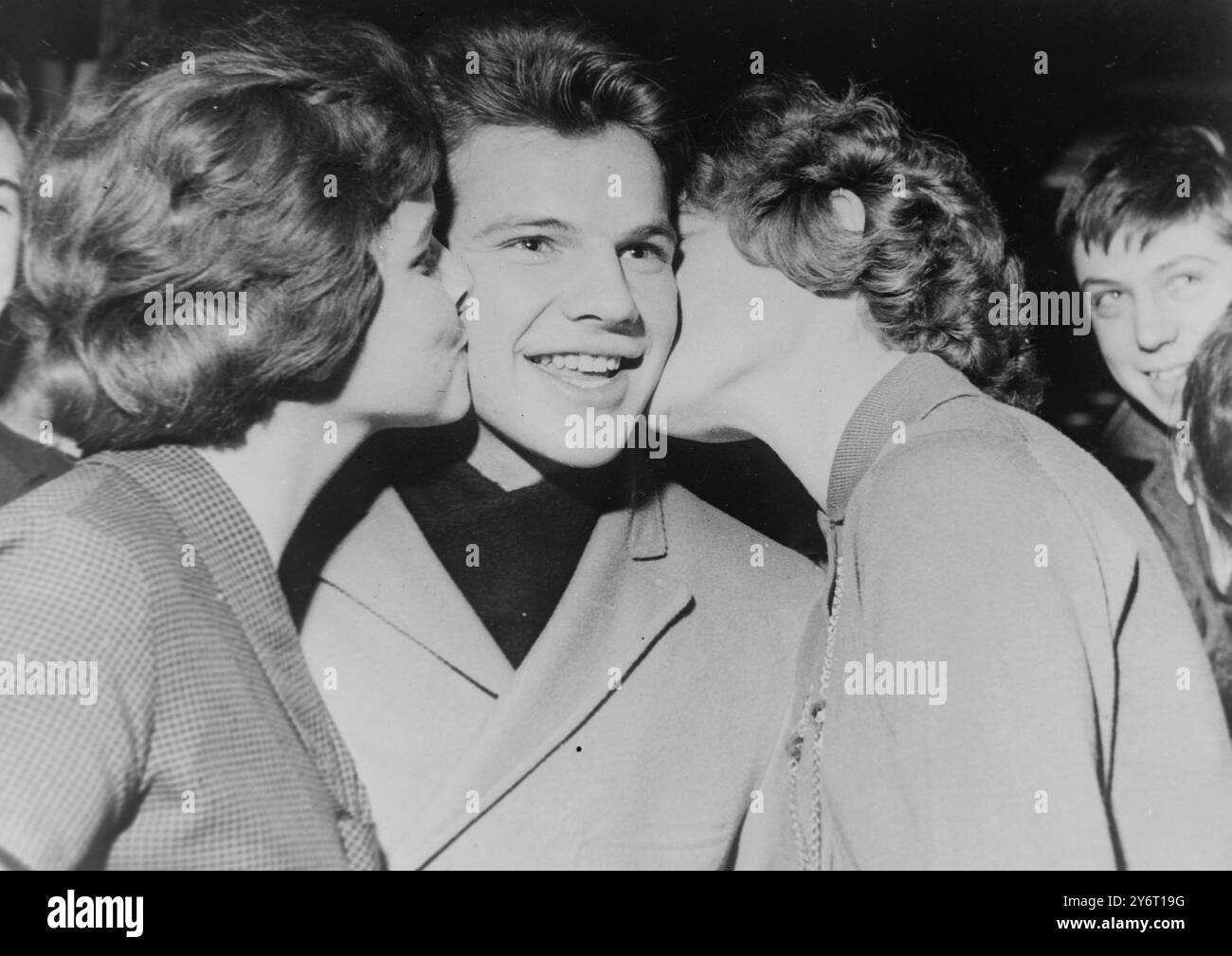 AMERICAN SINGER BOBBY VEE AT LONDON AIRPORT 28 JANUARY 1962 Stock Photo ...