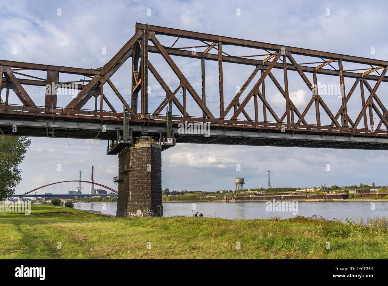 The railway bridge Duisburg-Hochfeld-Rheinhausen, over the Rhine ...