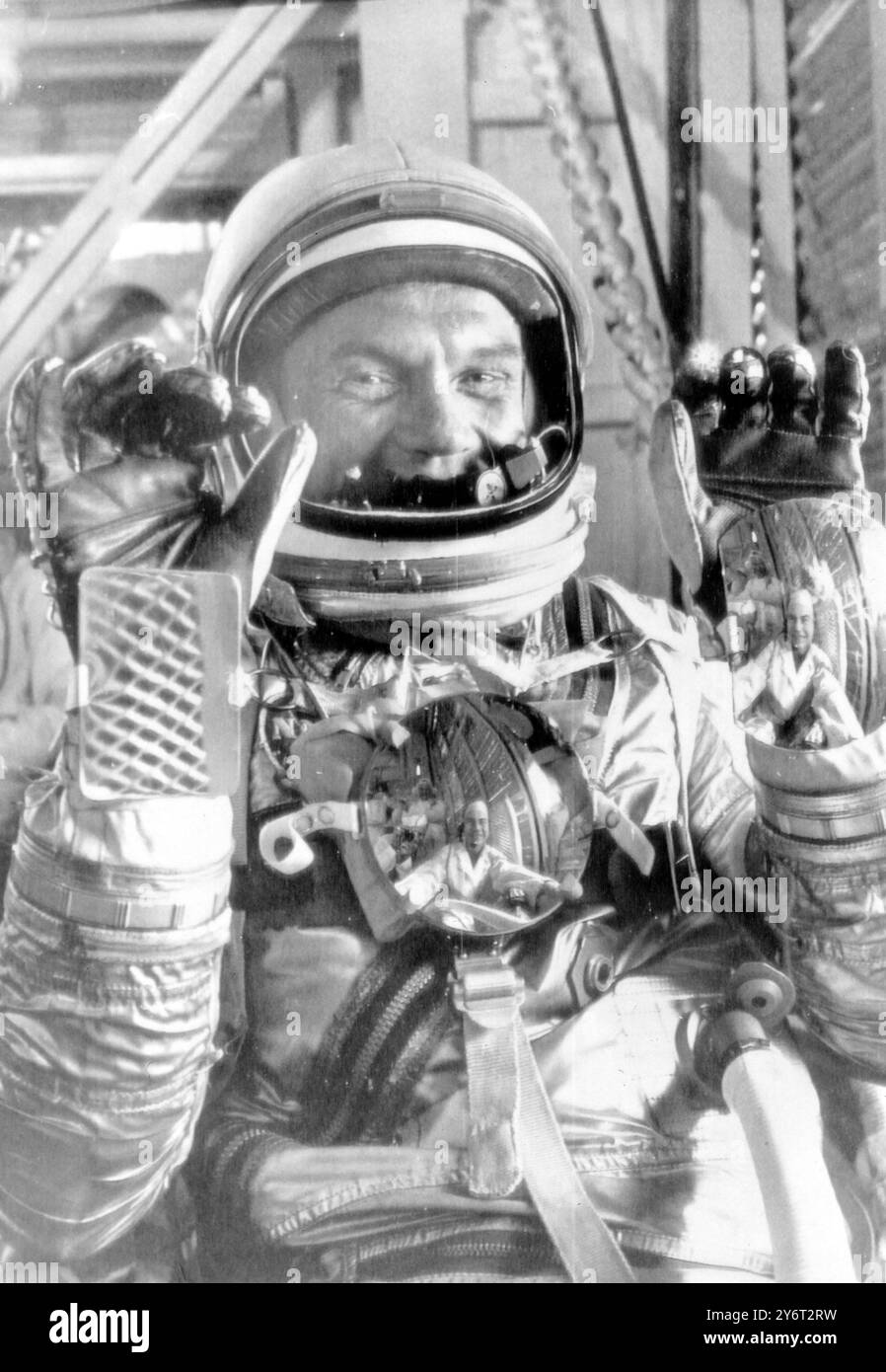 AMERICAN ASTRONAUT JOHN GLENN WEARING SPACE CAPSULE SPACE SUIT / 23 ...