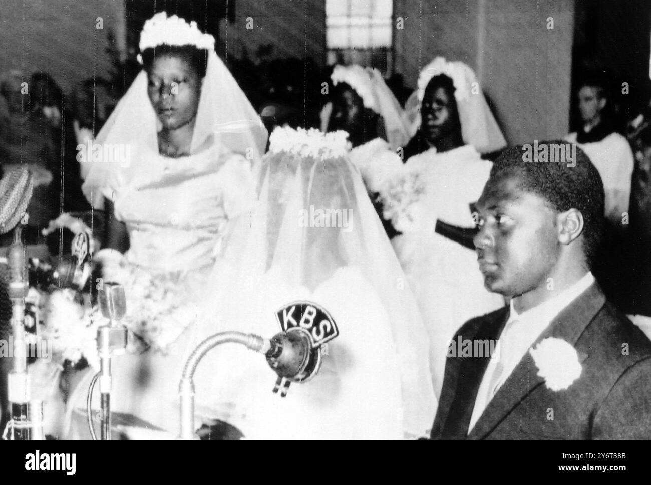 TOM MBOYA WEDS PAMELA ODEDE IN NAIROBI / 20 JANUARY 1962 Stock Photo ...