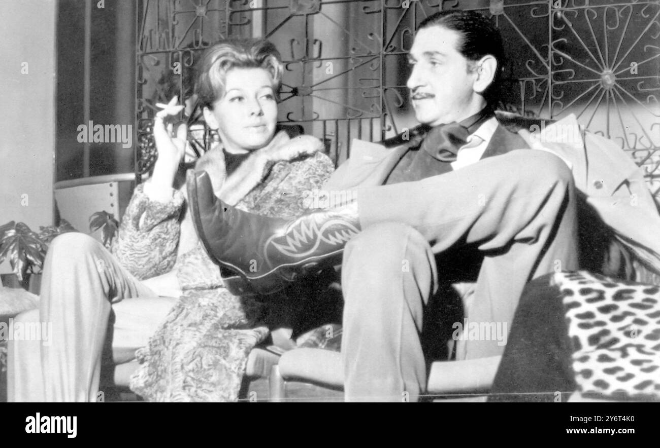 DON JAIME DE MORA Y ARAGON WITH MARGIT OLSON FIANCEE IN ITALY 10 ...