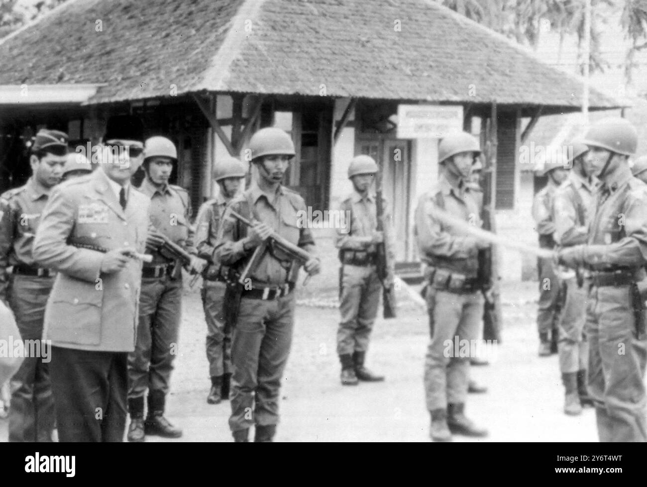 ARMY INSPECTION BY PRESIDENT SUKARNO 9 JANUARY 1962 Stock Photo - Alamy