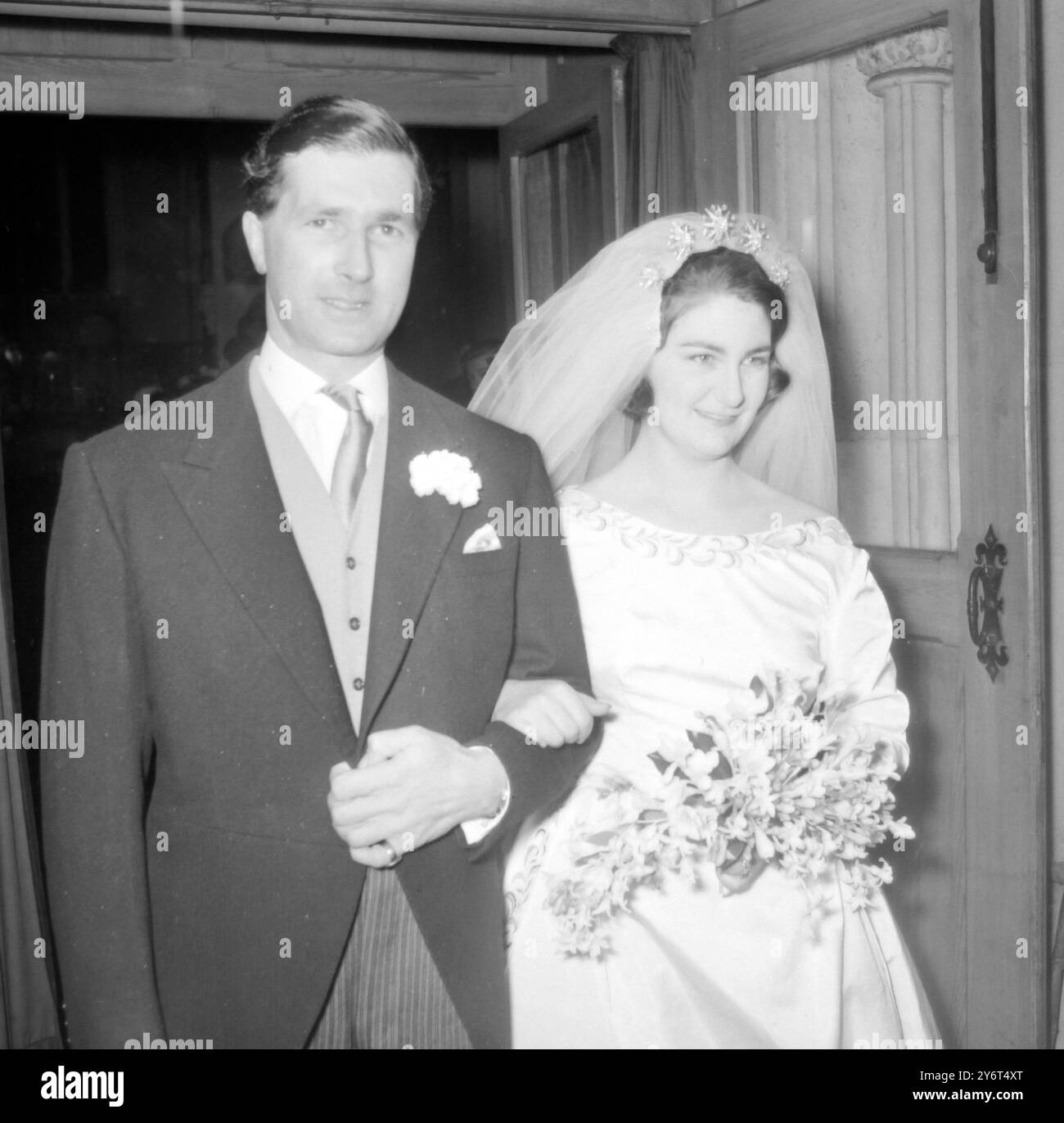 ZARA HARRISON WEDS ALASTAIR CAMPBELL-HARRIS A / 9 JANUARY 1962 Stock ...
