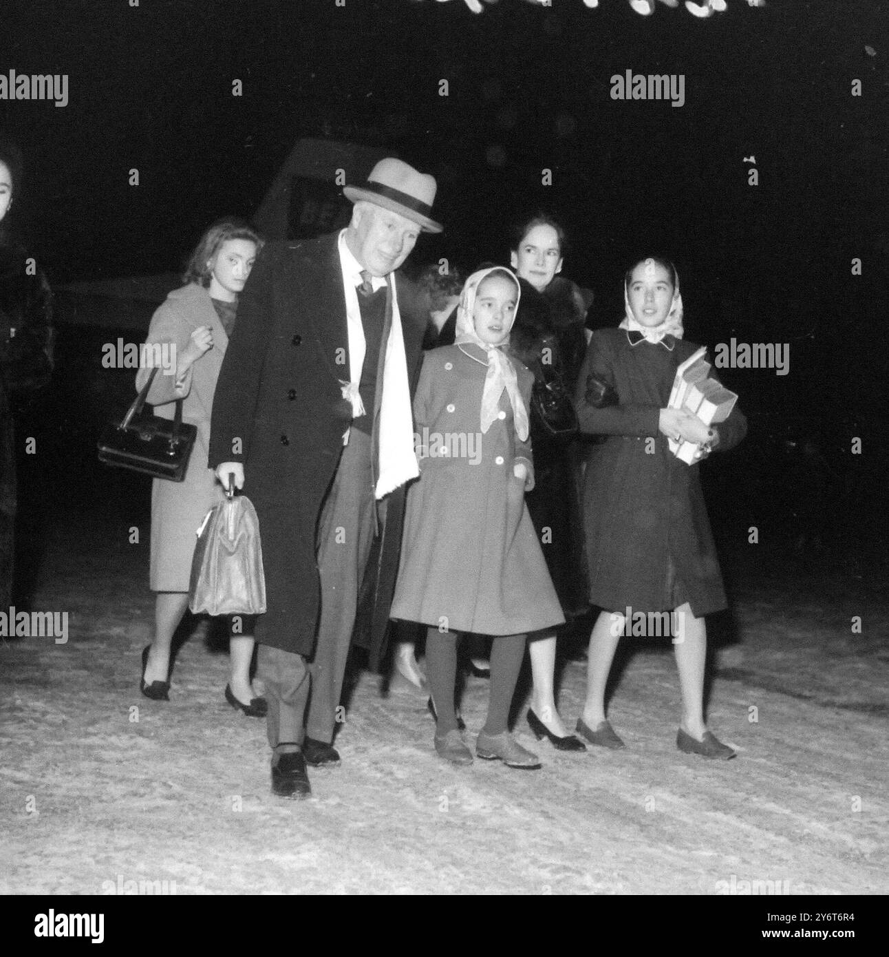 Chaplin family hi-res stock photography and images - Alamy