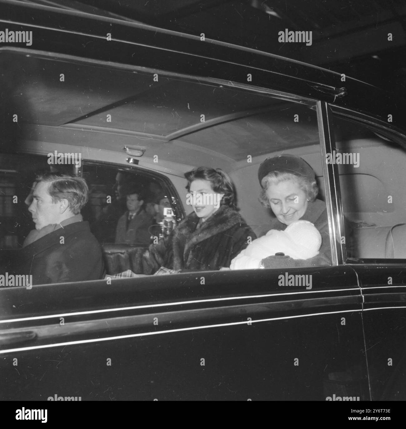 PRINCESS MARGARET AND LORD SNOWDON - LORD LINLEY PARENTS IN CAR WITH ...
