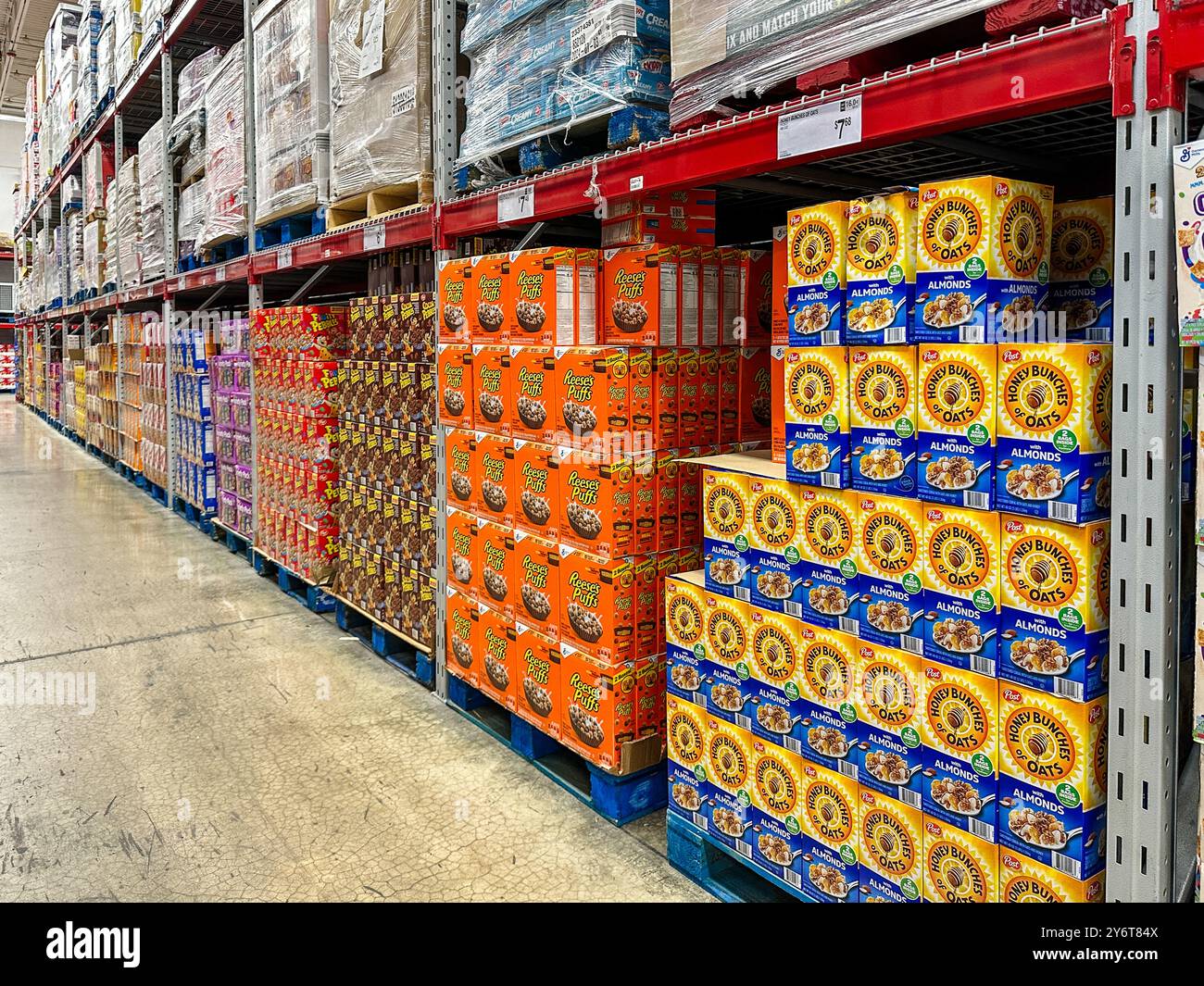 Bulk cereal selection in a Sam's Club Wholesale store Stock Photo - Alamy