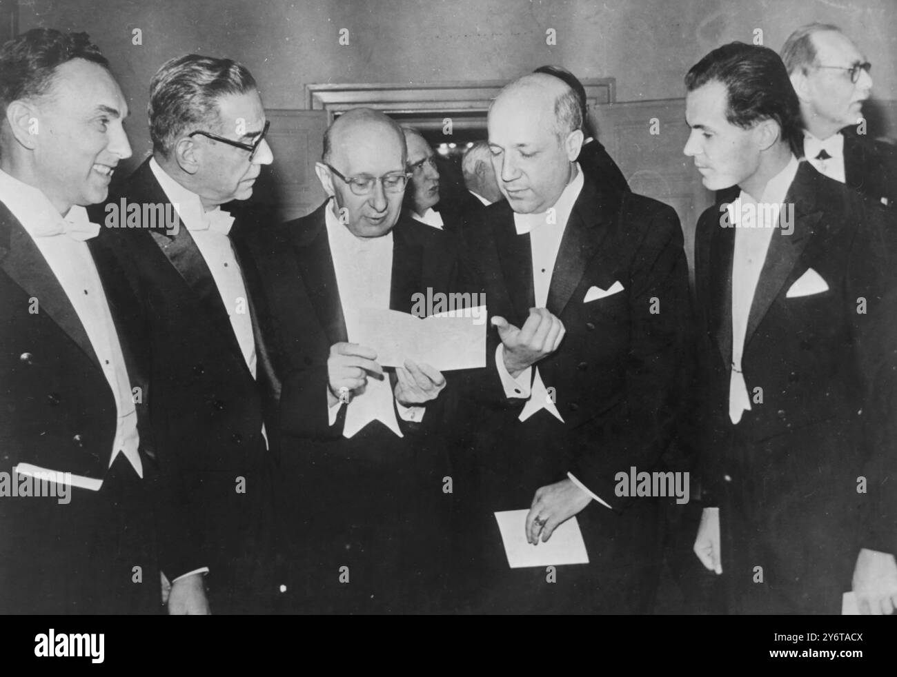 1961 nobel prize hi-res stock photography and images - Alamy