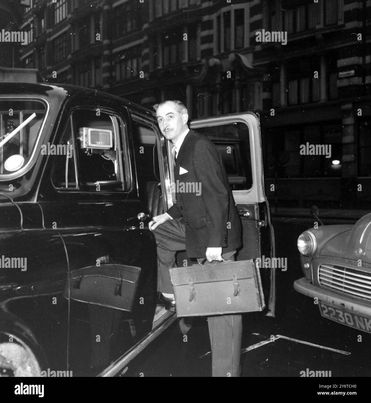 ALFRED GEORGE WEST AT CAXTON HALL TO REGISTER BIRTH OF VISCOUNT LINLEY ...