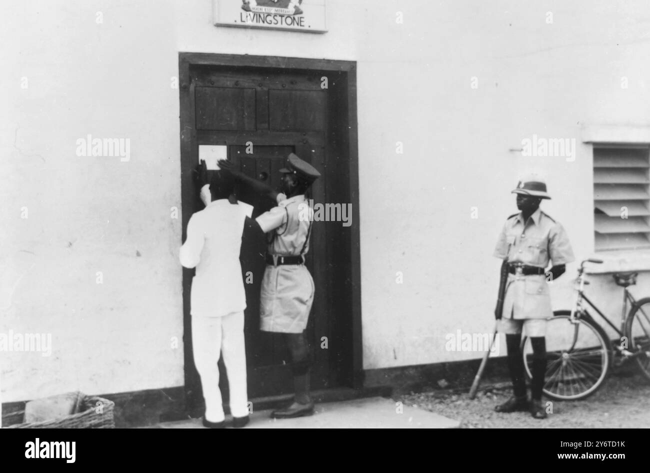 EXECUTIONS NOTICE EXECUTION MURDERER OF MRS BURTON 24 NOVEMBER 1961 ...