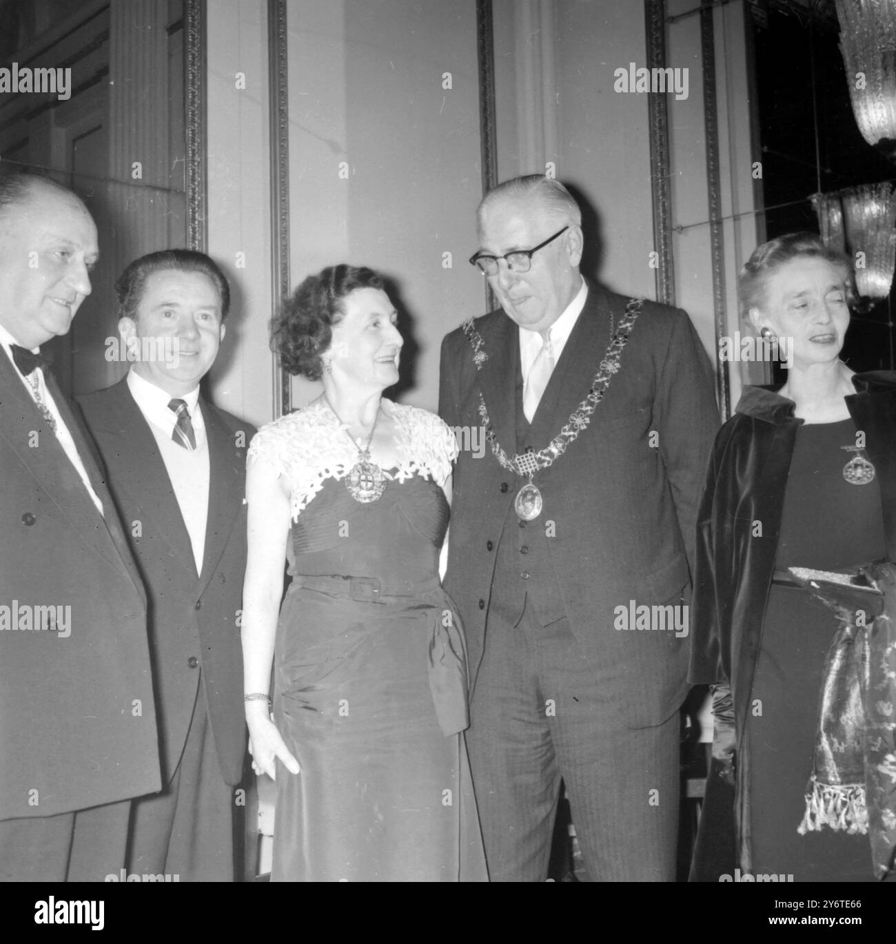 ALDERMAN O'CONNOR AND LORD MAYOR OF CORK AT SPECIAL DINNER IN LONDON ...