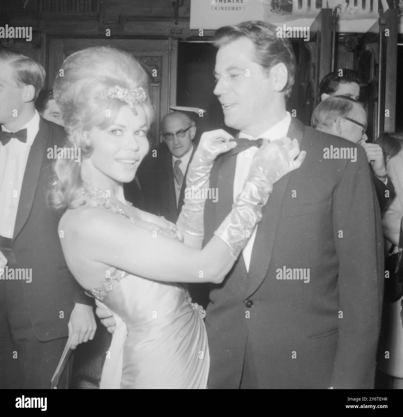 PREMIERE KING OF KINGS COLISEUM - LAYA RAKI AND RON RANDELL ARRIVE 15 ...