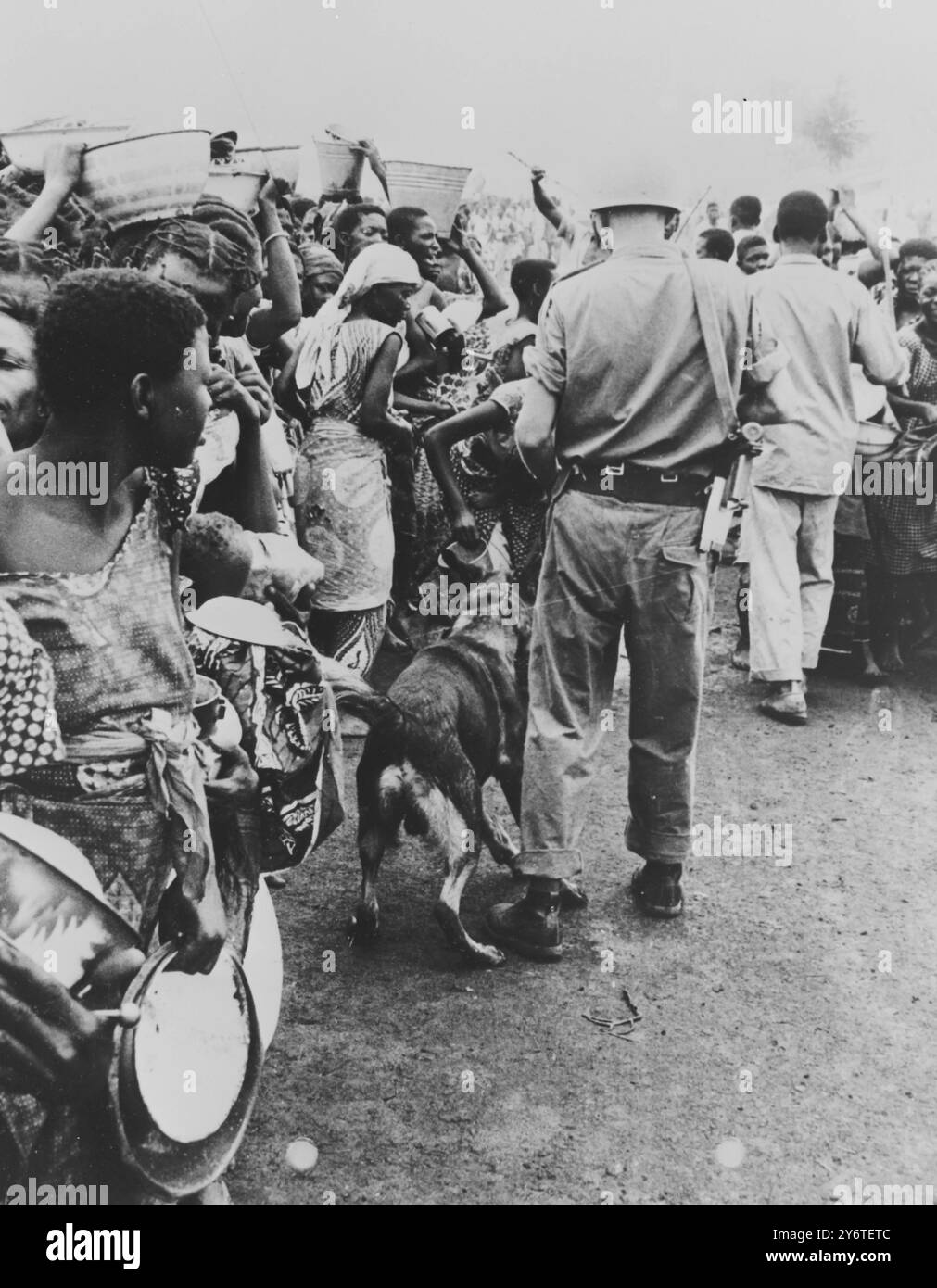 FOOD UN SOLDIERS WITH DOGS DURING FOOD RIOTS IN LEOPOLDVILLE 14 ...
