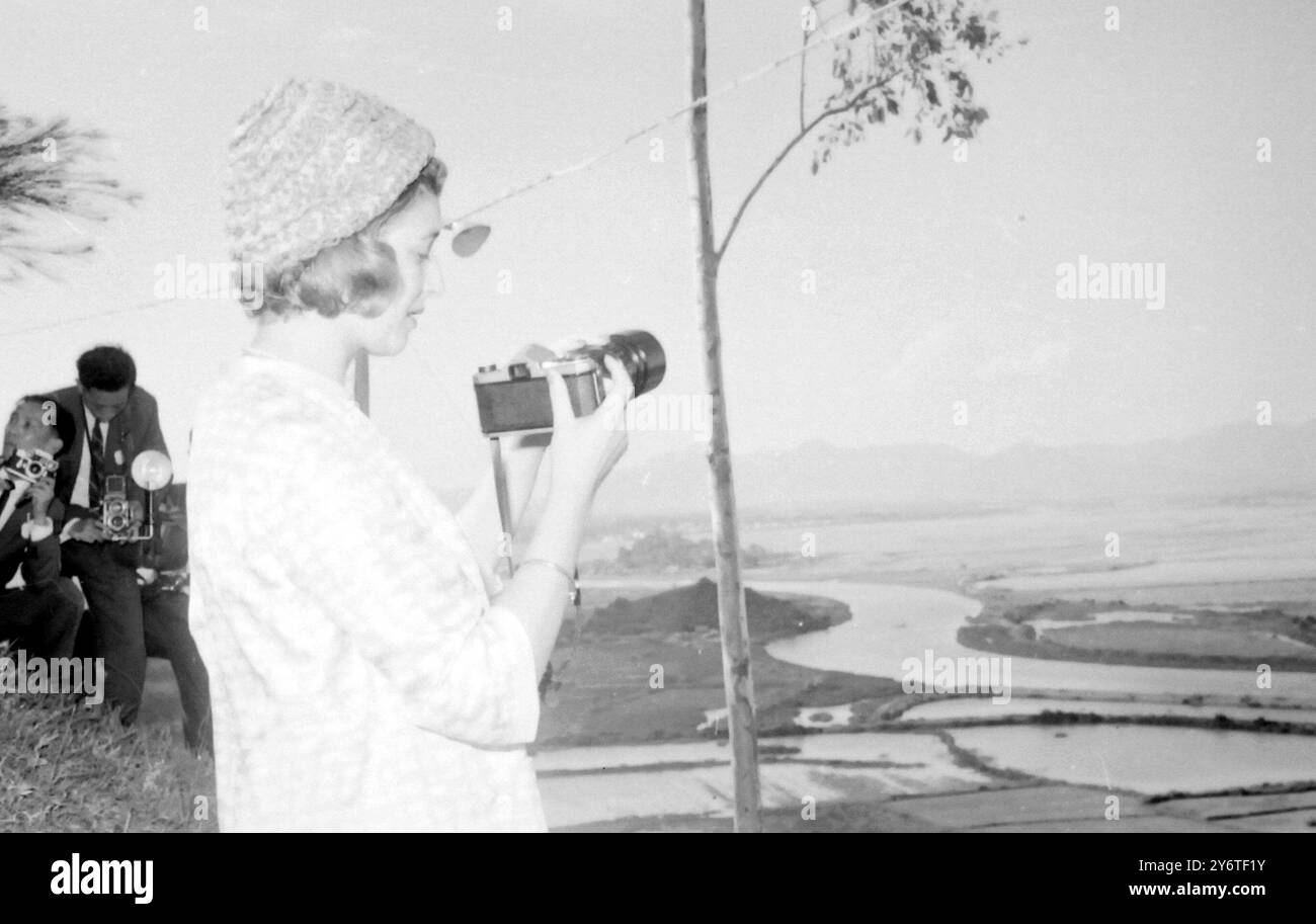 PRINCESS ALEXANDRA TAKING A PICTURE USING TELEPHOTO LENS IN HONG KONG ...