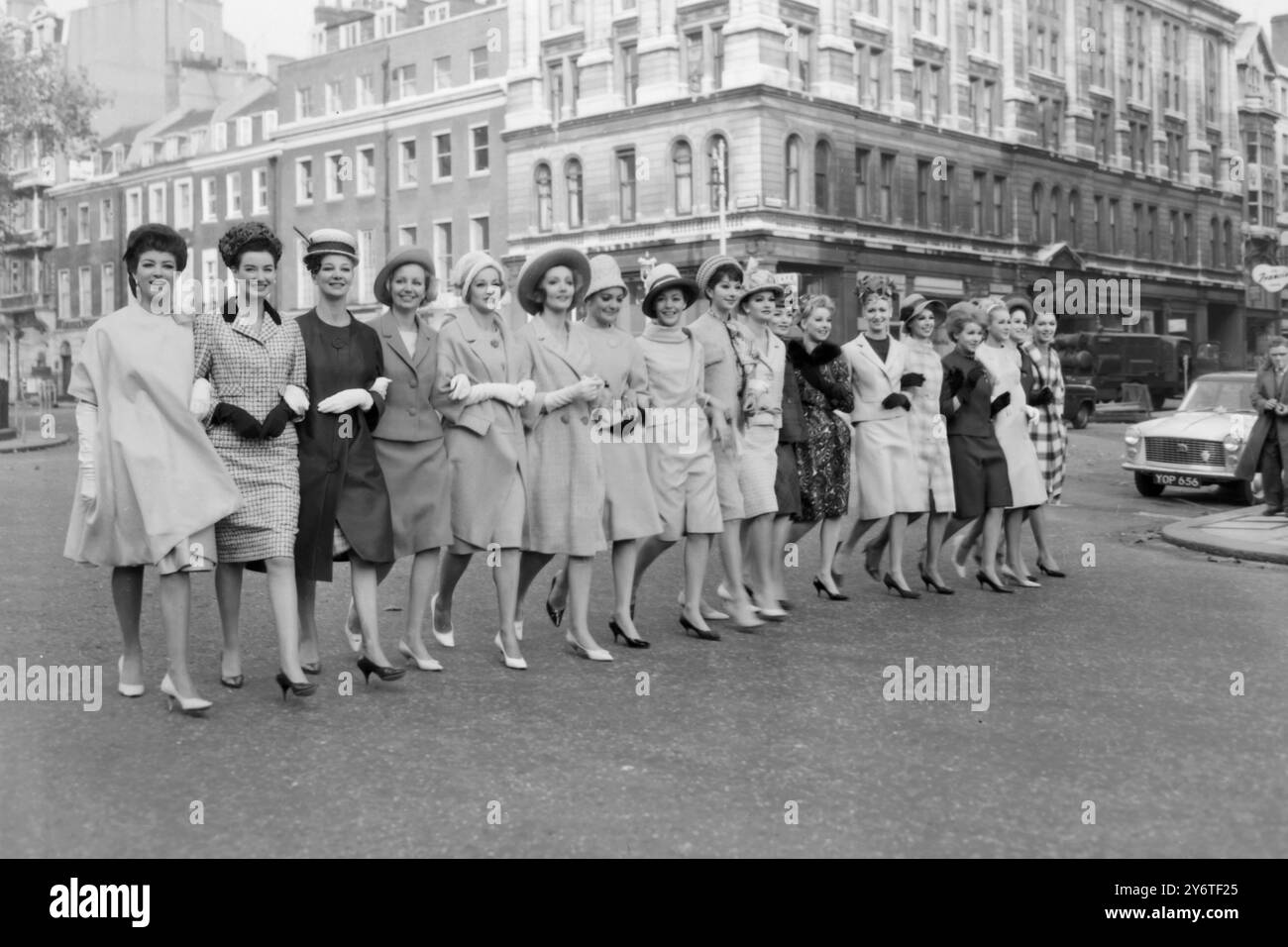 1961 fashion london hi-res stock photography and images - Alamy