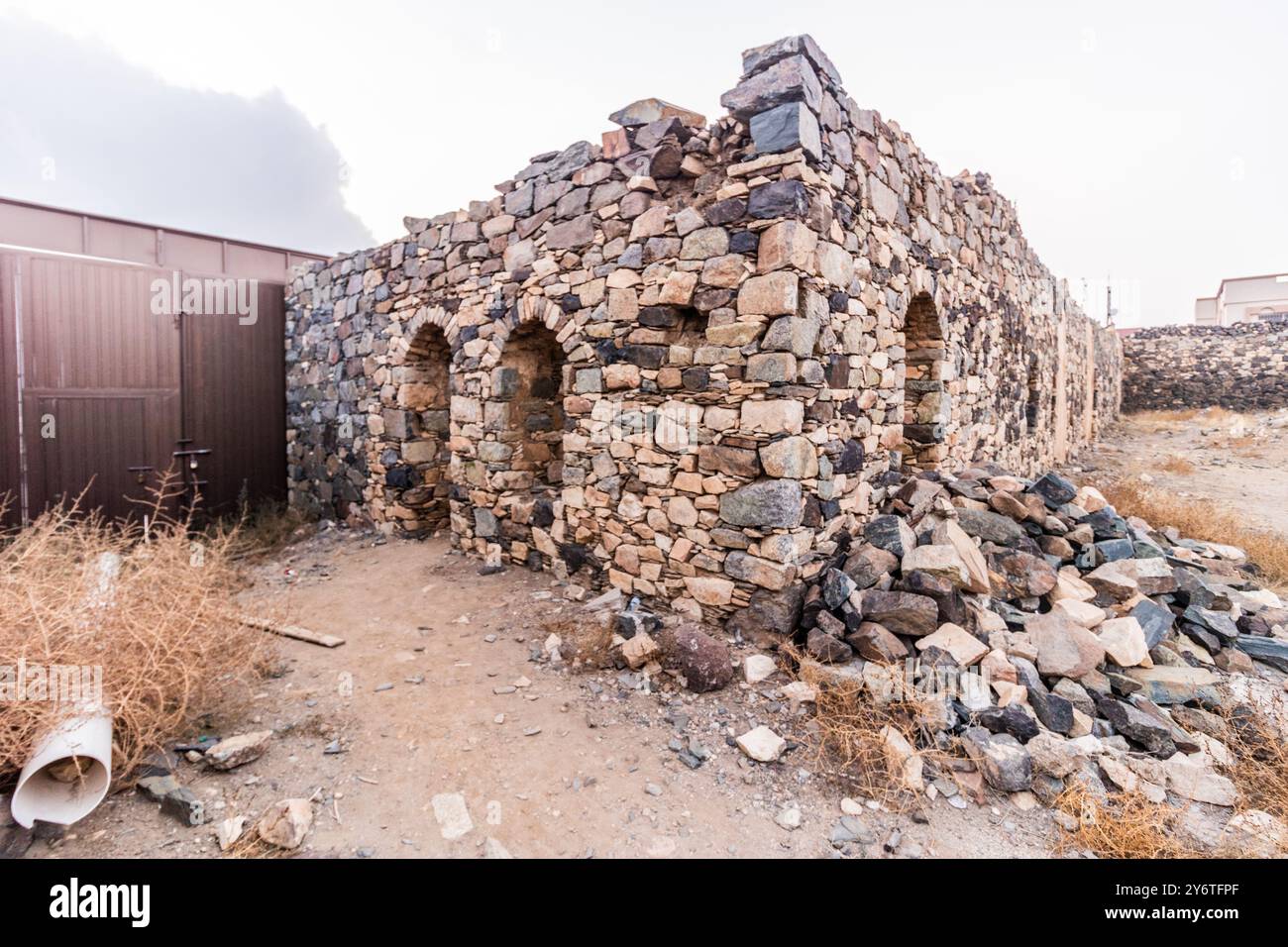 Ruins of Shamsan Castle in Abha, Saudi Arabia Stock Photo - Alamy