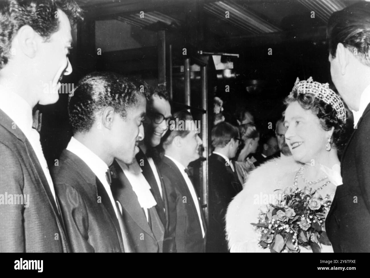 ELIZABETH THE QUEEN MOTHER WITH SAMMY DAVIS JUNIOR AT VARIETY ...