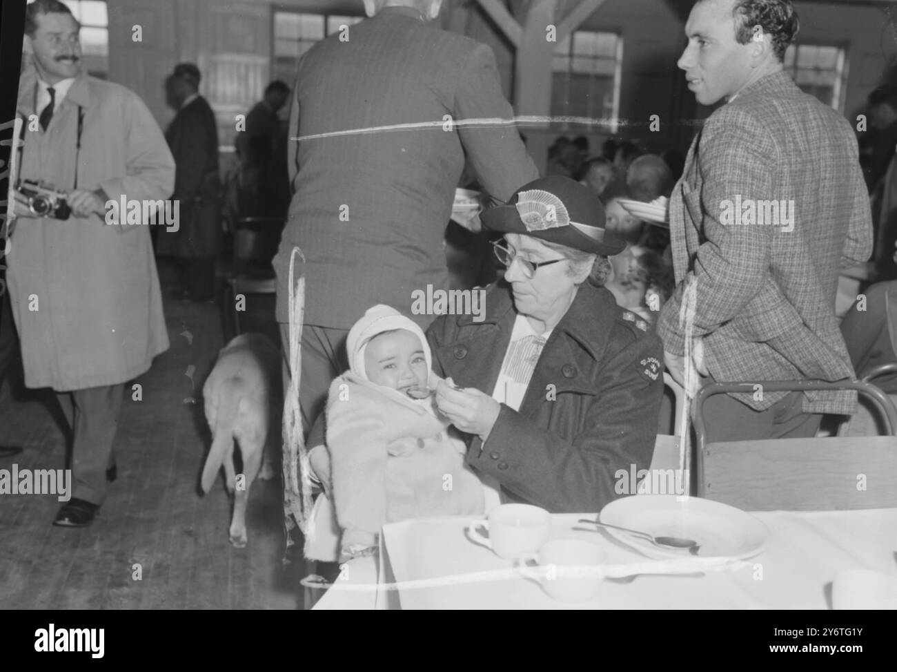 REFUGEES OF TRISTAN DA CUNHA VOLCANO ERUPTION ARRIVE IN BRITAIN 3 ...