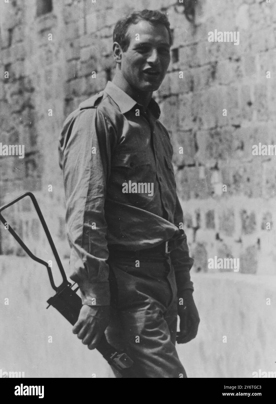 FILMS EXODUS WITH ACTOR PAUL NEWMAN 2 NOVEMBER 1961 Stock Photo - Alamy