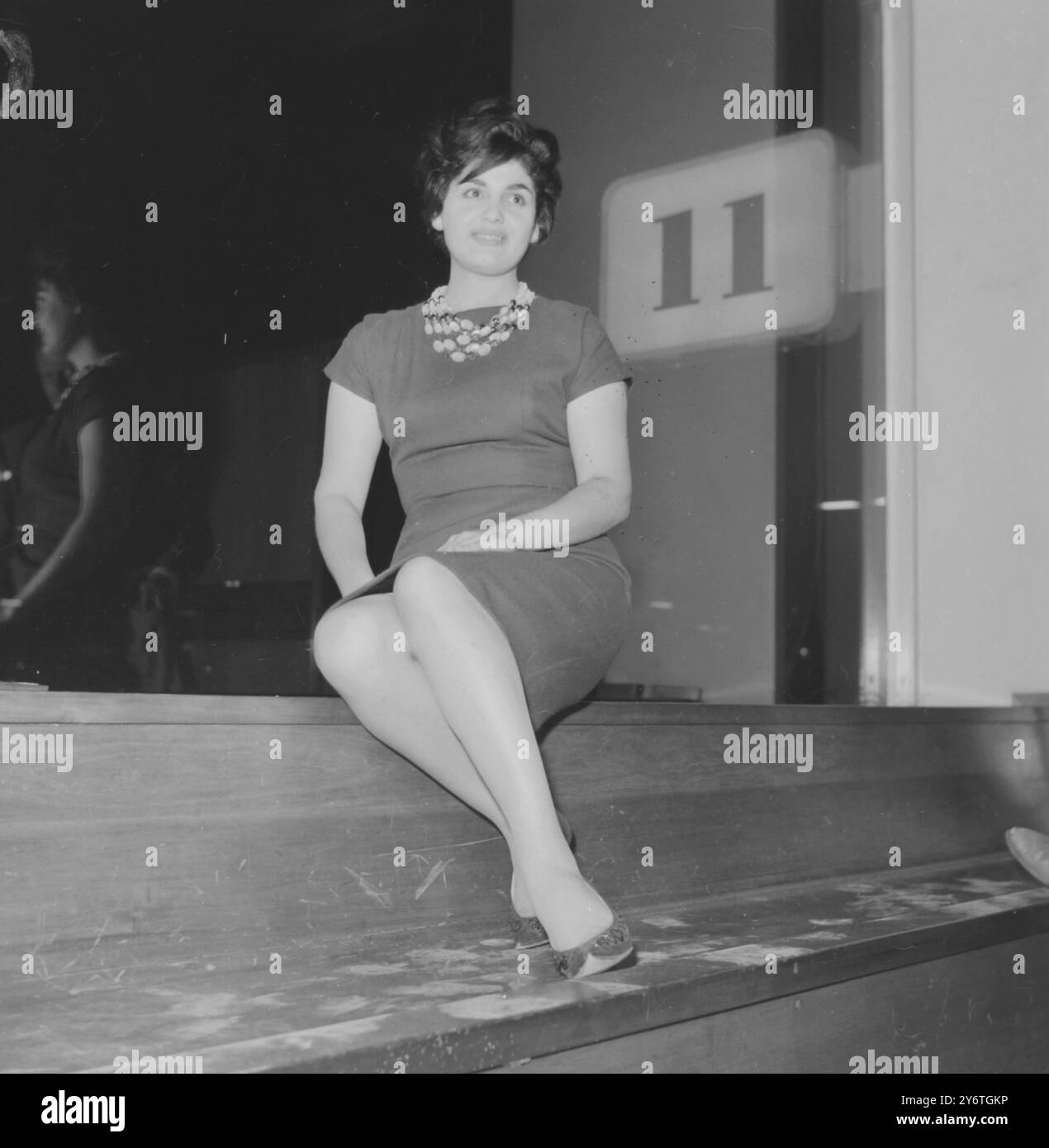 GULAY SEZER - MISS TURKEY IN LONDON - MISS WORLD CONTESTANT 2 NOVEMBER ...