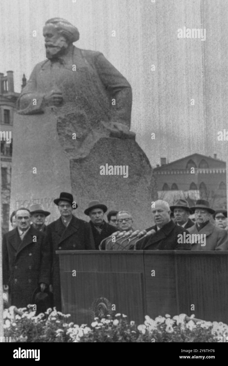 SOVIET PRIME MINISTER NIKITA KRUSHCHEV / KHRUSCHEV UNVEILING STATUE OF ...