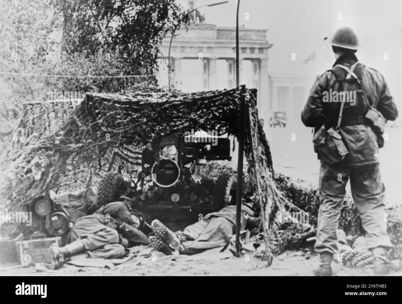BRITISH ARMY CENTURION TANK IN BERLIN 27 OCTOBER 1961 Stock Photo - Alamy