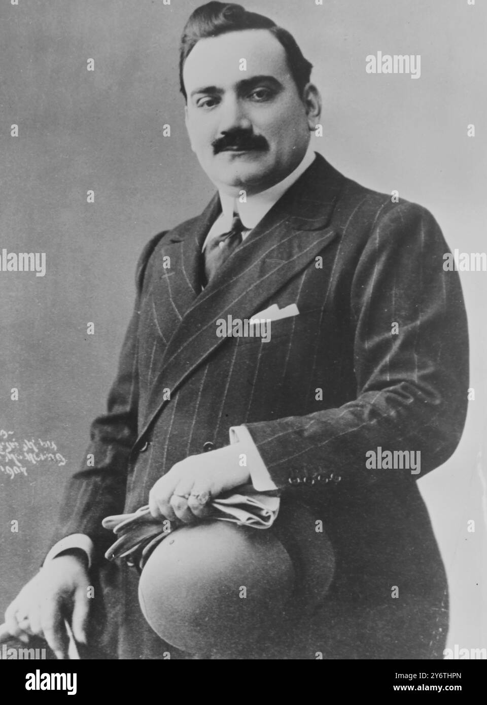 Enrico caruso opera Black and White Stock Photos & Images - Alamy