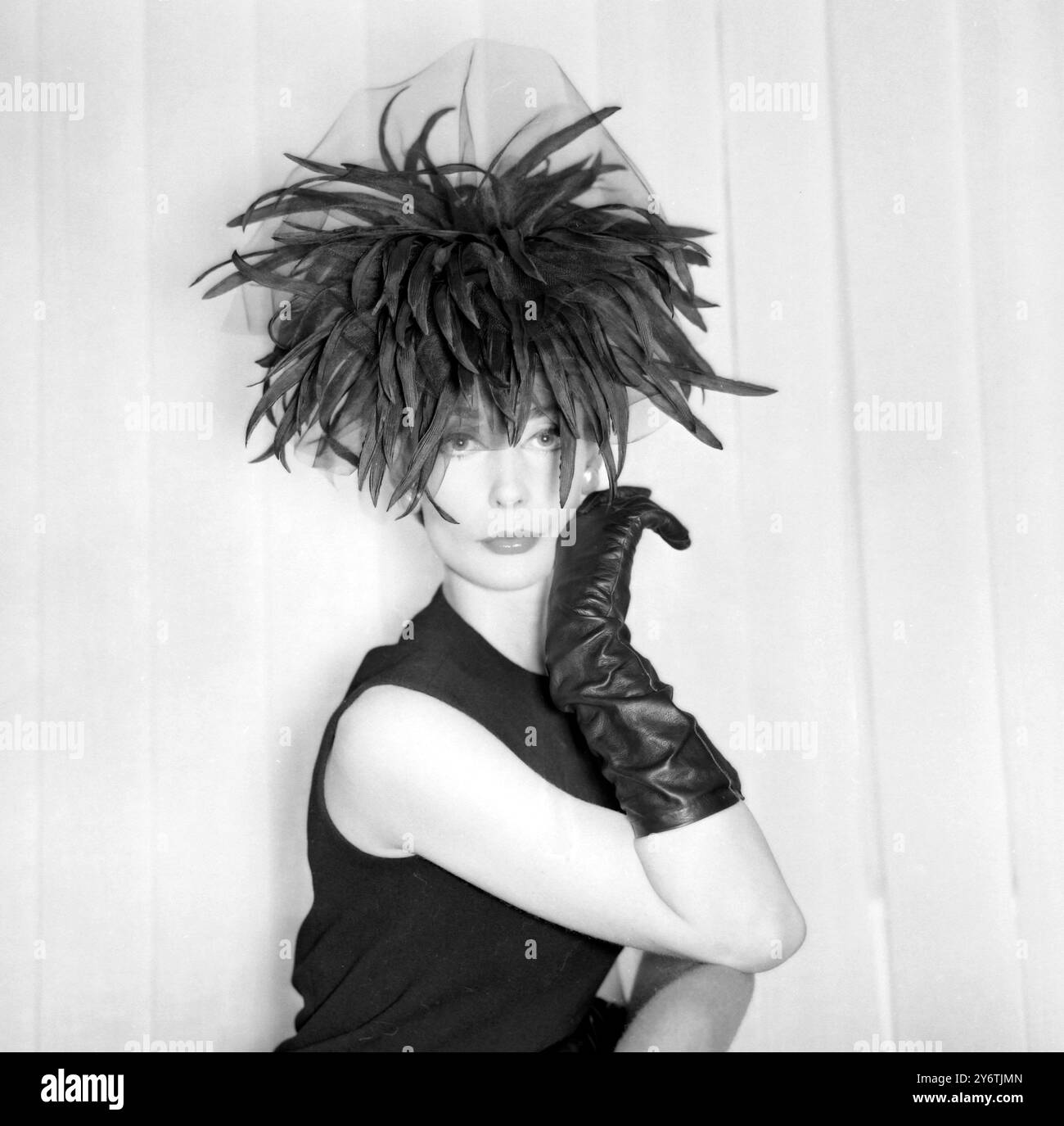 Harper fashion hi-res stock photography and images - Alamy