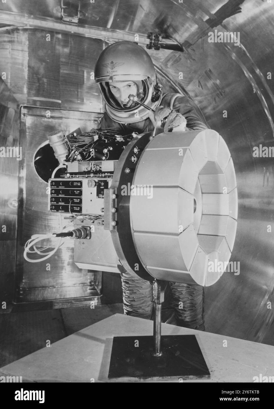 Space engine hi-res stock photography and images - Alamy