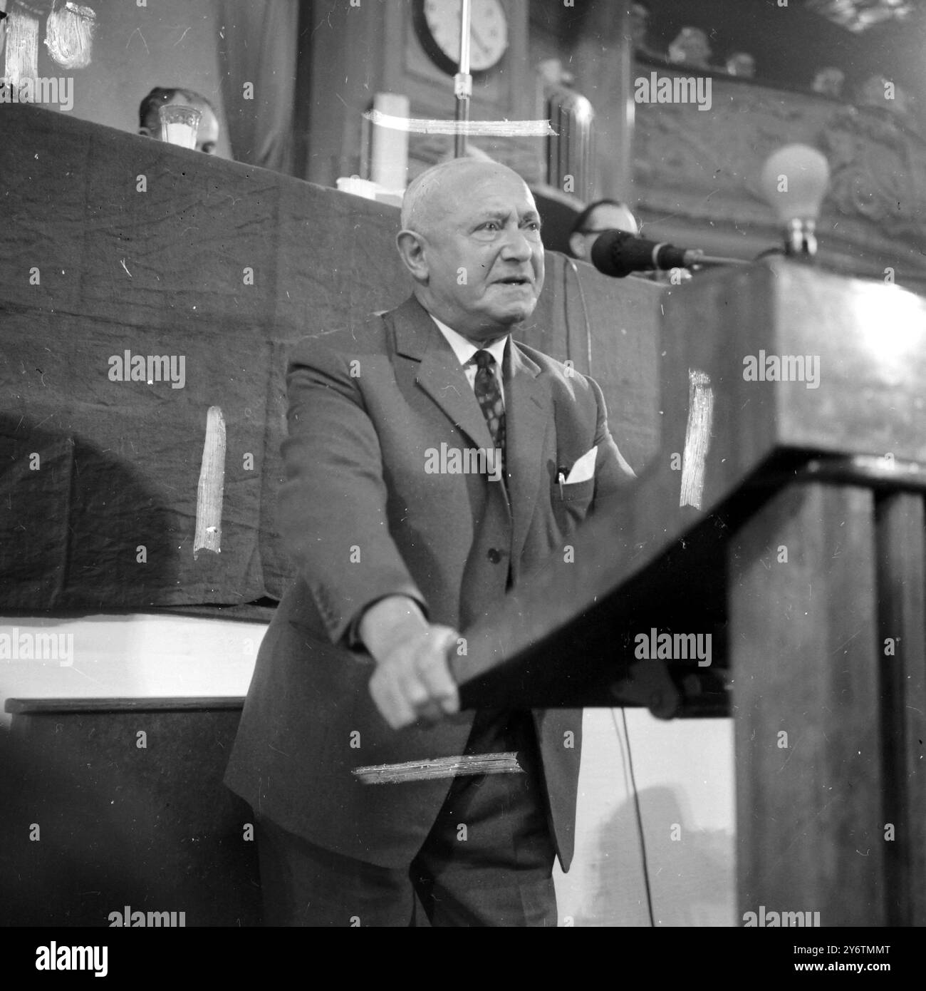 Mr shinwell Black and White Stock Photos & Images - Alamy