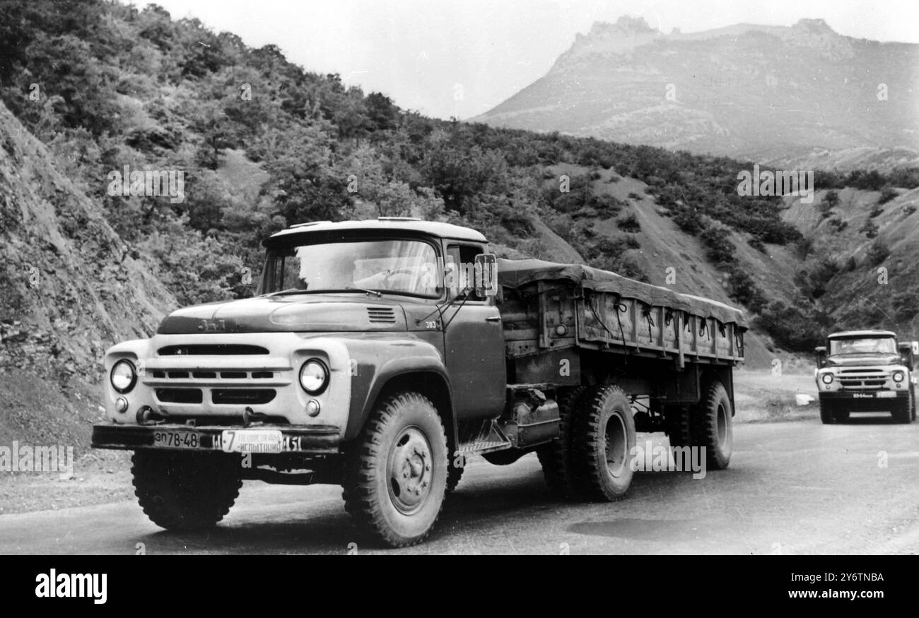 Zil 130 hi-res stock photography and images - Alamy