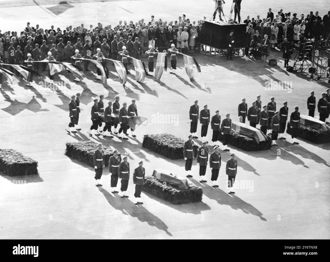THE BODY OF UNITED NATIONS UN SECRETARY GENERAL DAG HAMMARSKJOLD ...